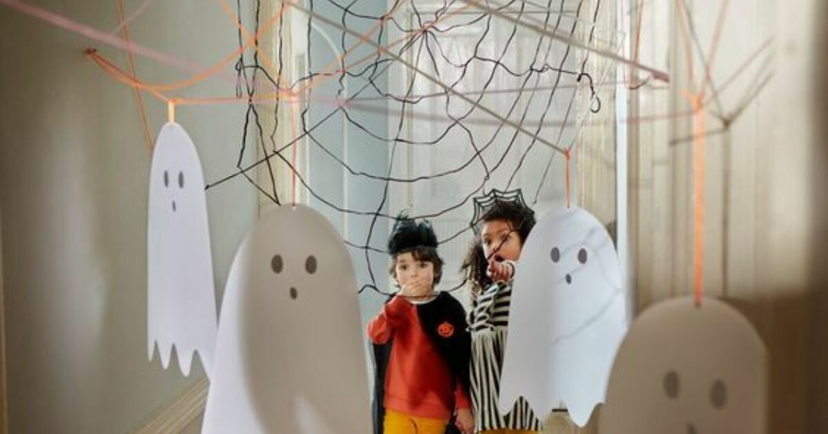 How To Turn Your Home into a Halloween Haunted House | Claravale Hilbert